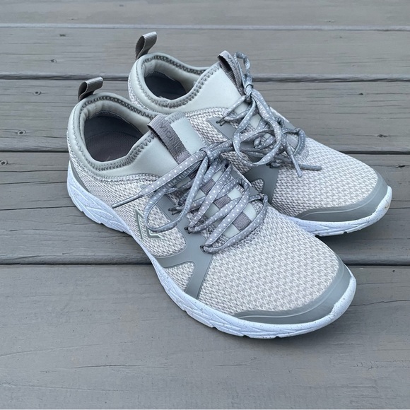 Vionic | Shoes | Vionic Alma Sock Sneakers In Beige Shoes Size 9 | Poshmark